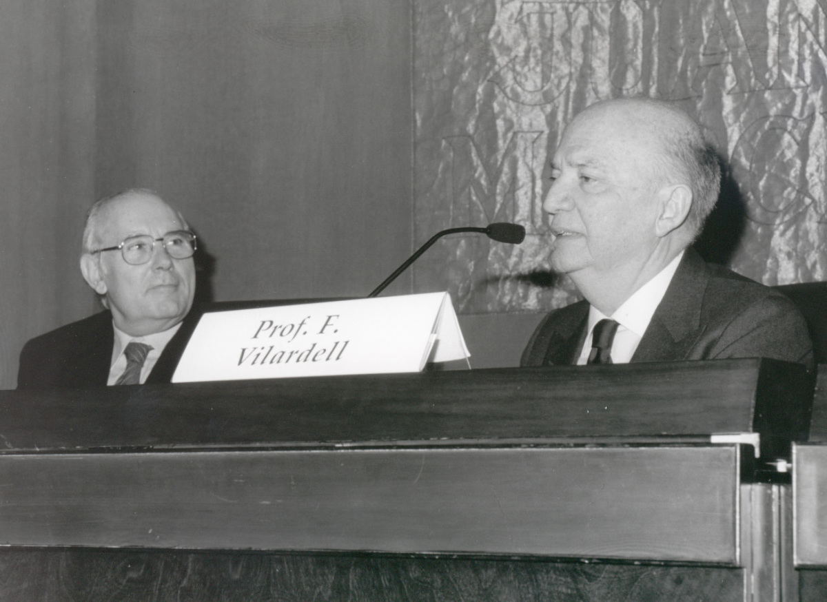 José Manuel José Manuel Romay Beccaría y Frank Vilardell. Homenaje al ...
